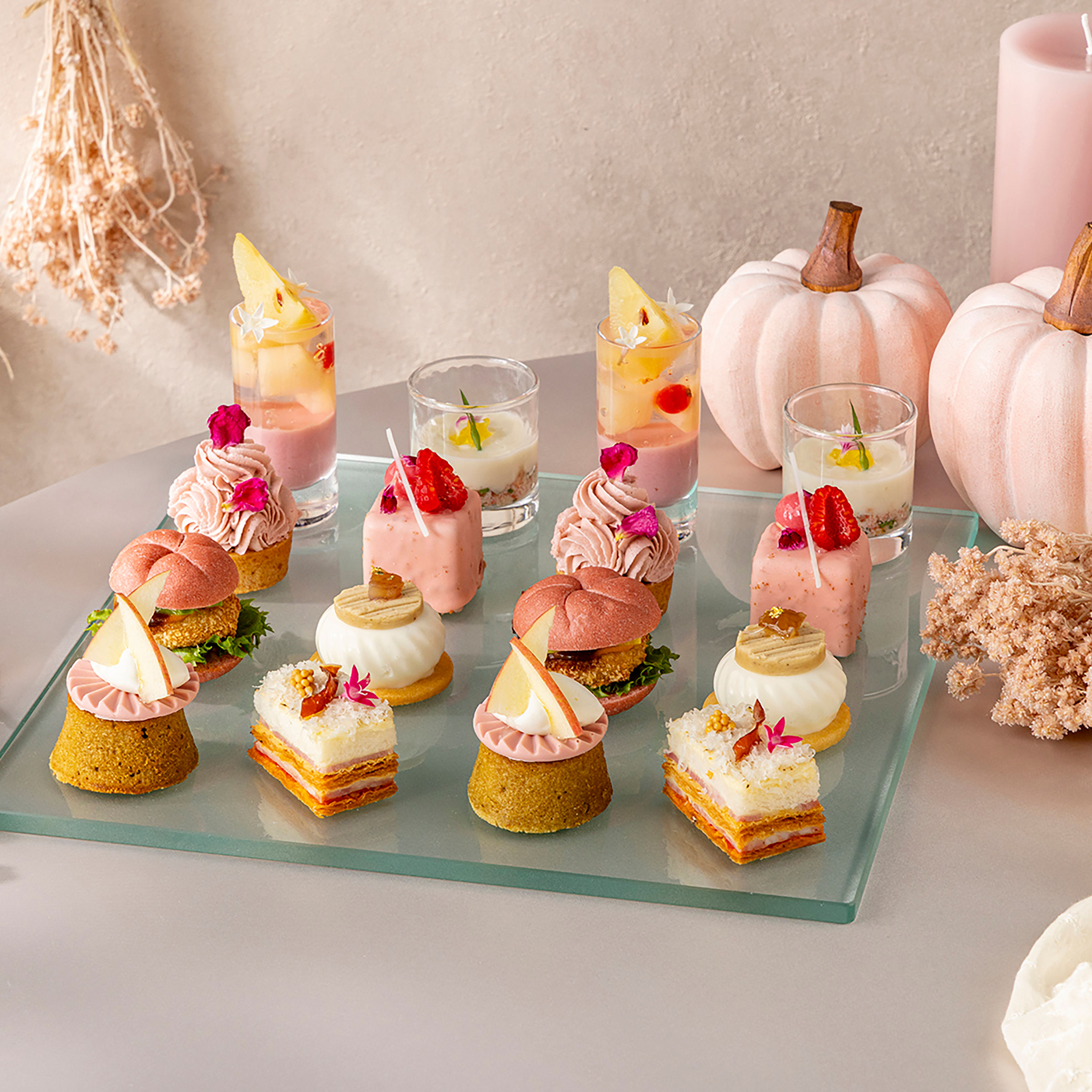 Afternoon Tea | Conrad Tokyo