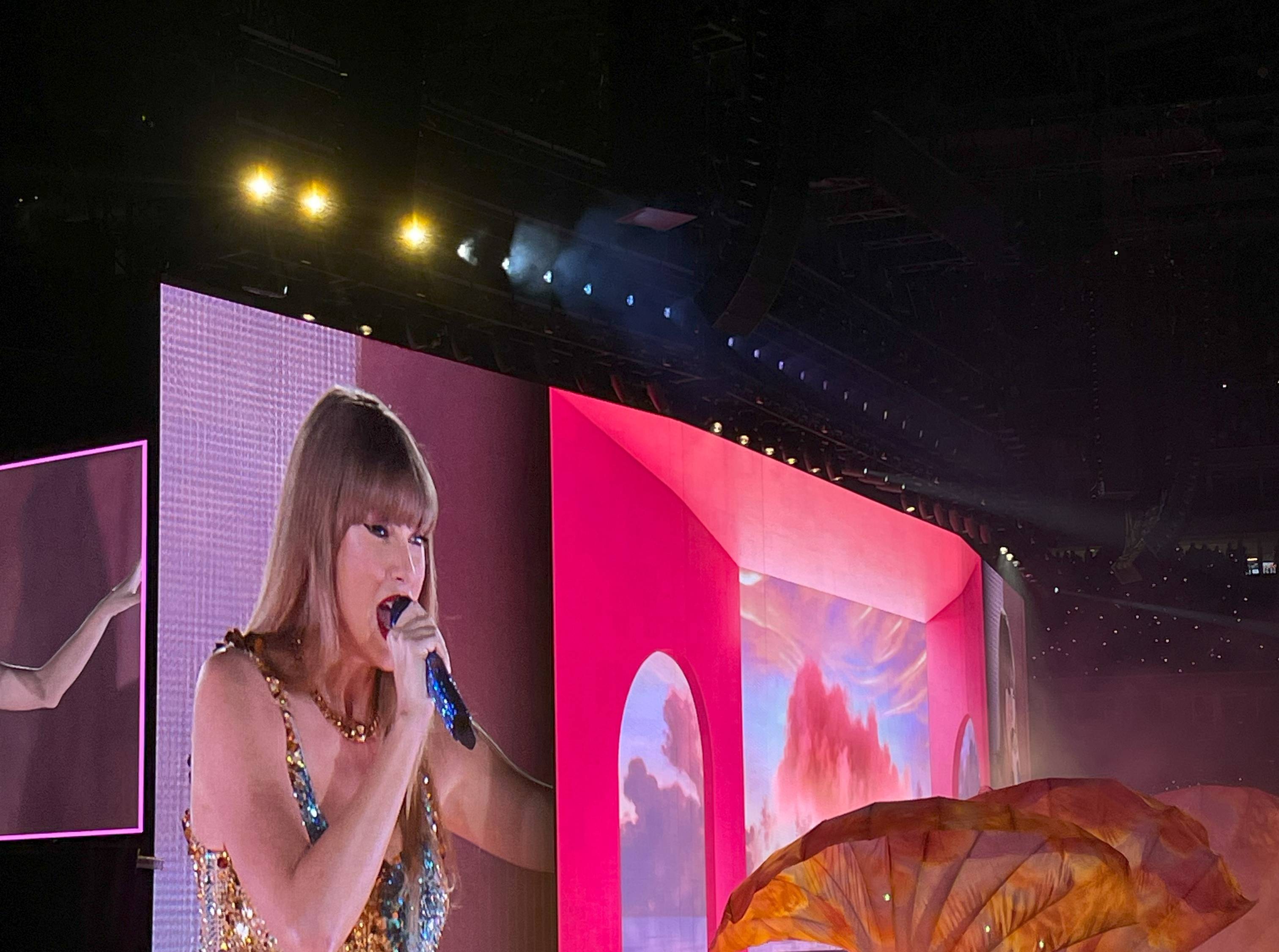 Seasonal Activites | Hilton New Orleans Riverside