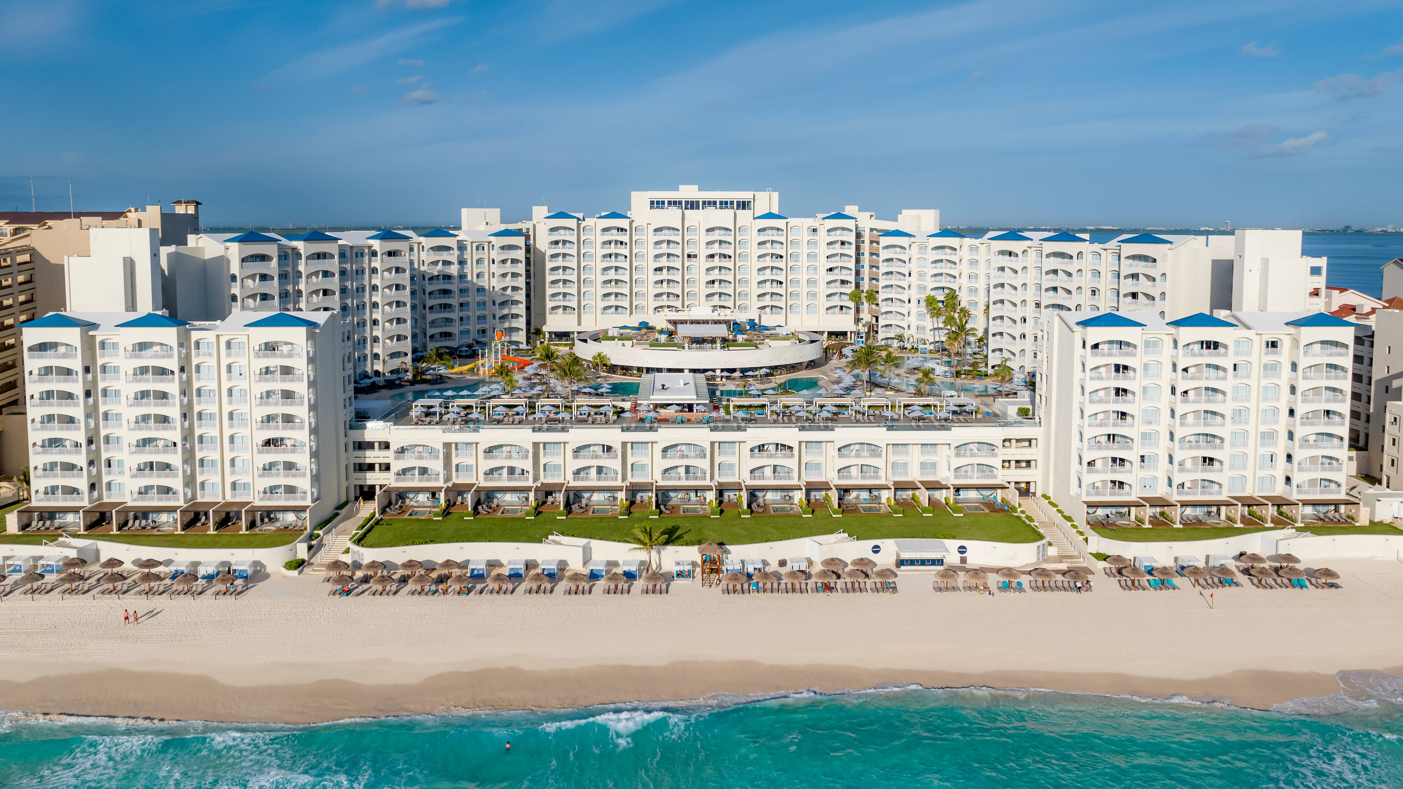 Hilton Cancun Mar Caribe All-Inclusive Resort
