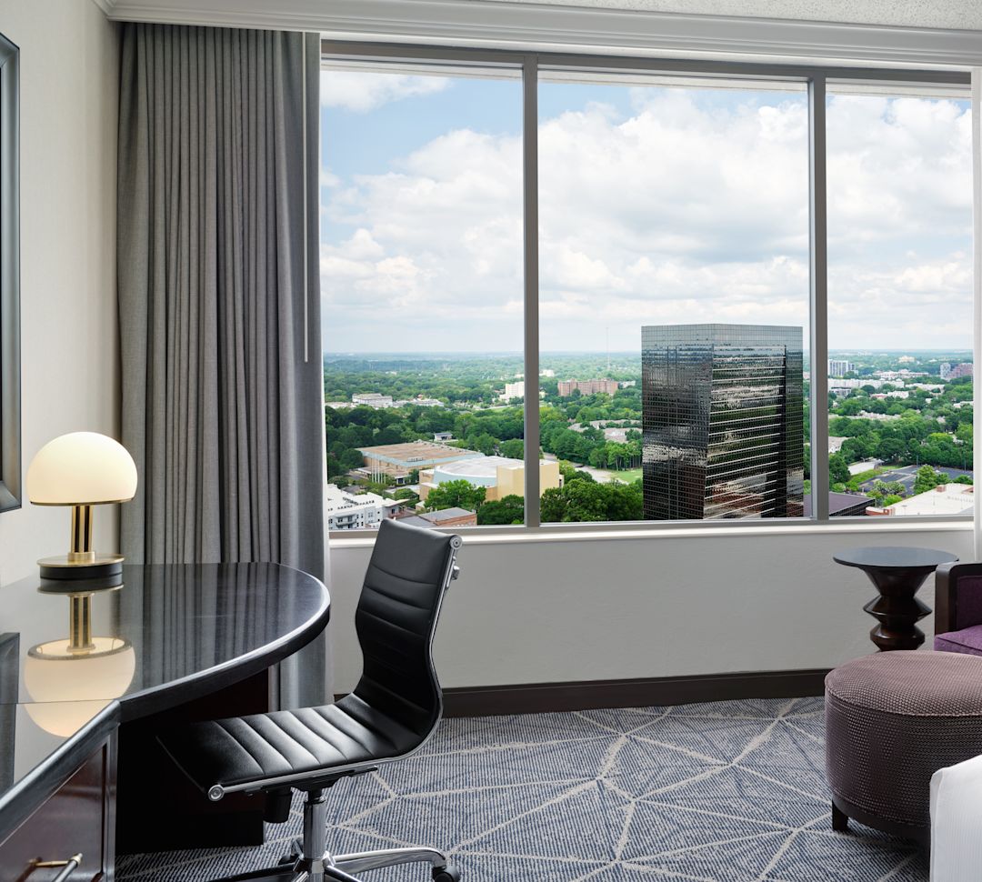 Rooms & Suites at Hilton Atlanta, Georgia | Downtown Hotel