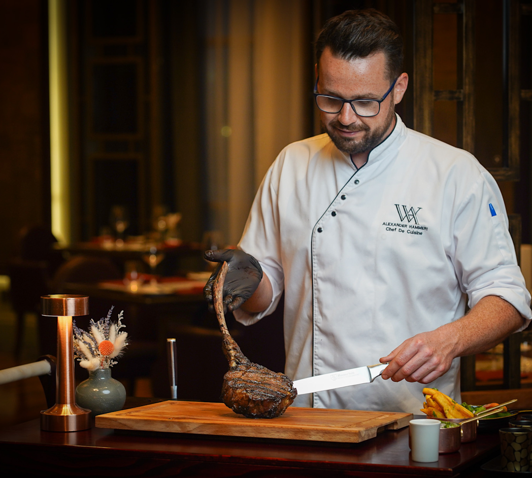 Lexington Grill & Bar | Waldorf Astoria Ras Al Khaimah