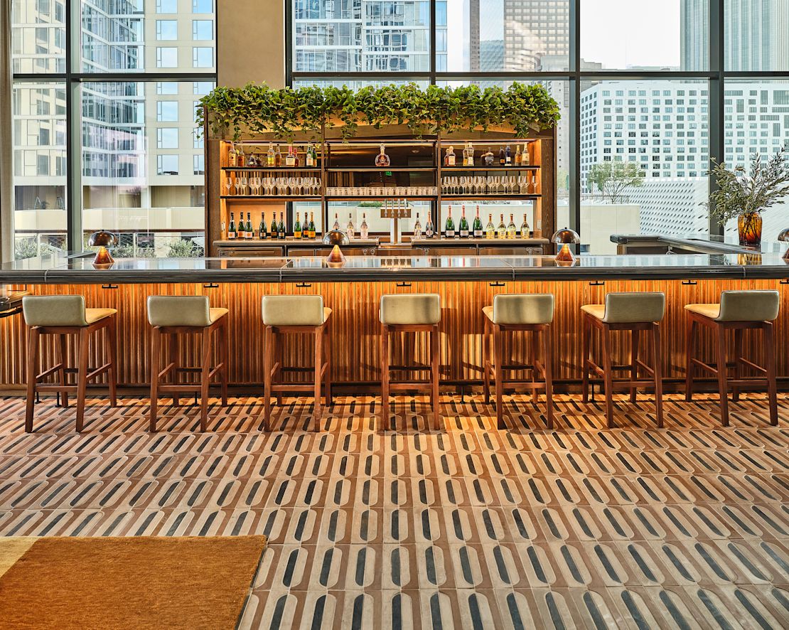 Dining & Drinks | Conrad Los Angeles