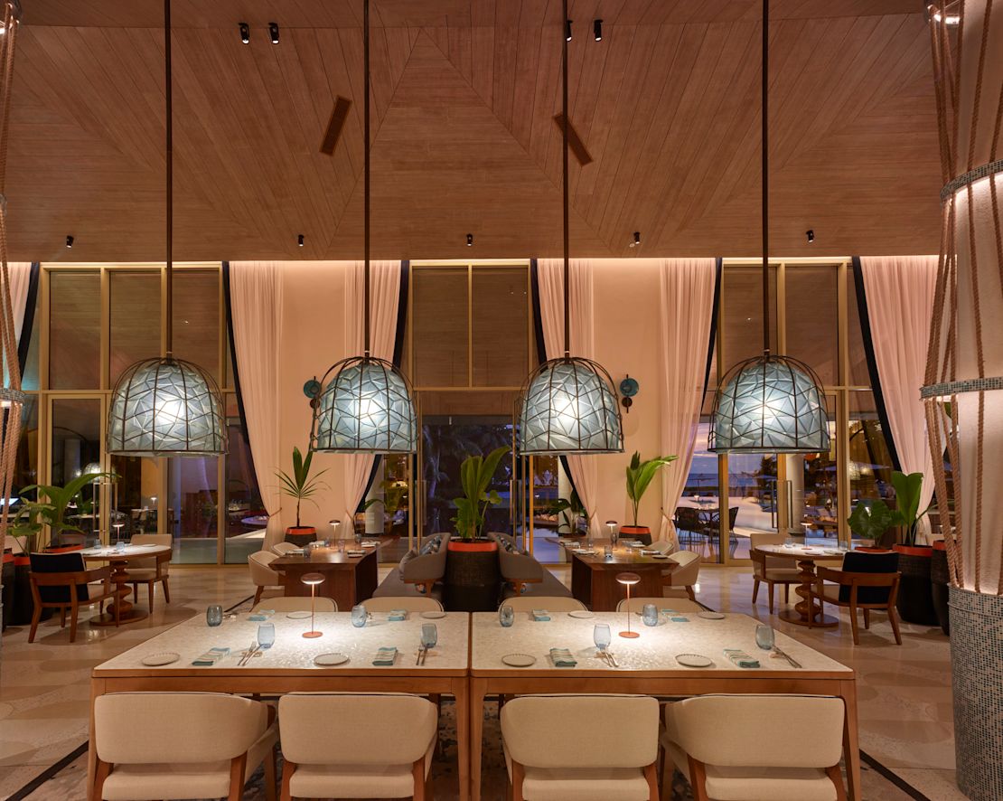 Dining & Drinks | Waldorf Astoria Seychelles Platte Island