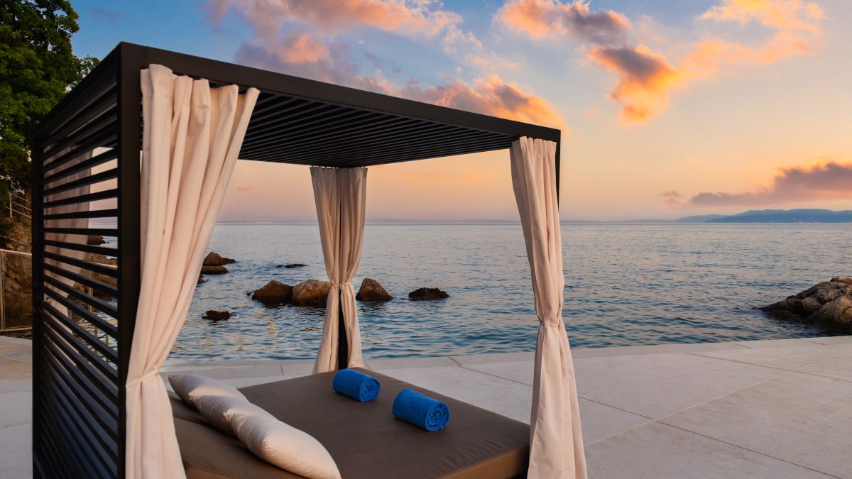 Jedro Beach and Restaurant | Hilton Rijeka Costabella Beach Resort and Spa