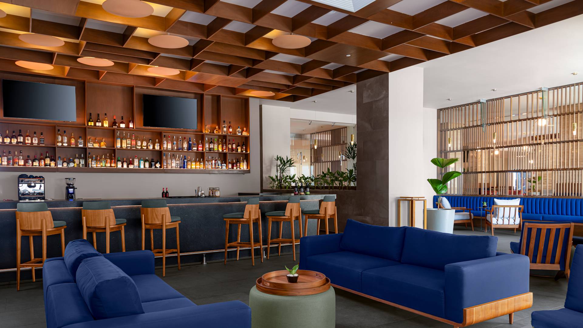 Enclave | Hilton Cancun Mar Caribe All-Inclusive Resort