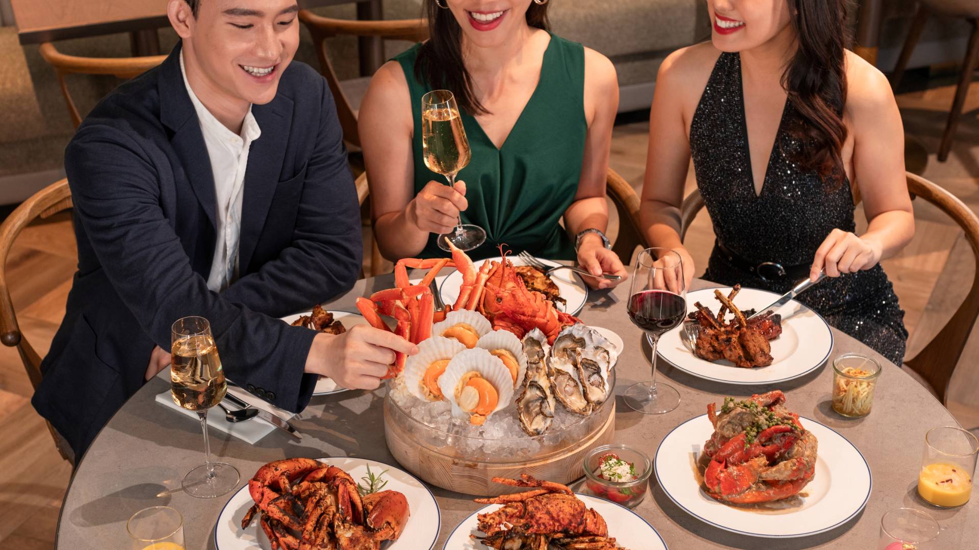 Estate Buffet Restaurant | Hilton Singapore Orchard