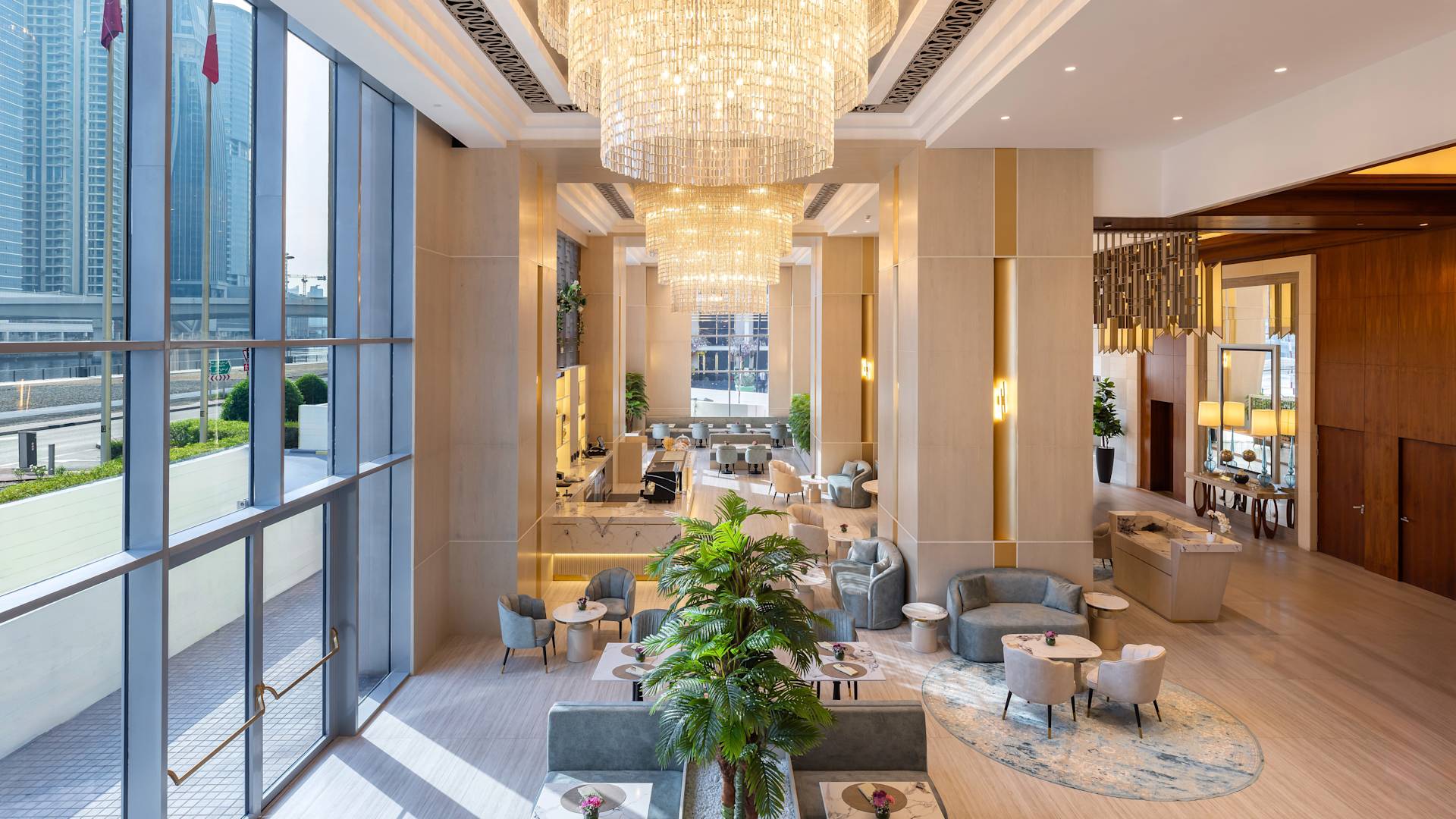 Lobby Lounge | Hilton Dubai Al Habtoor City Luxury Hotel