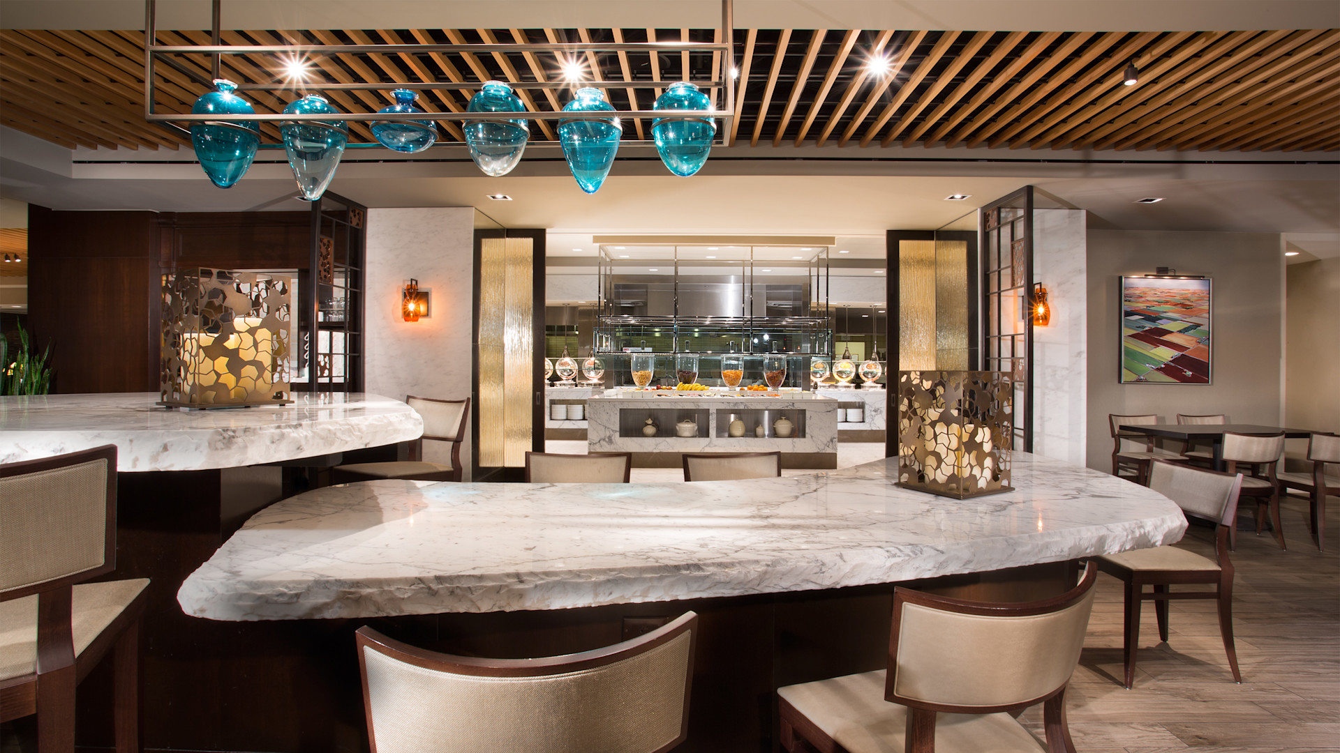 Dining & Drinks | New York Hilton Midtown