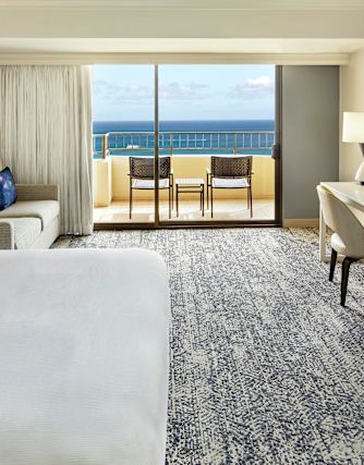 Hilton Hawaiian Village Waikiki Beach Resort - Hilton Official Site