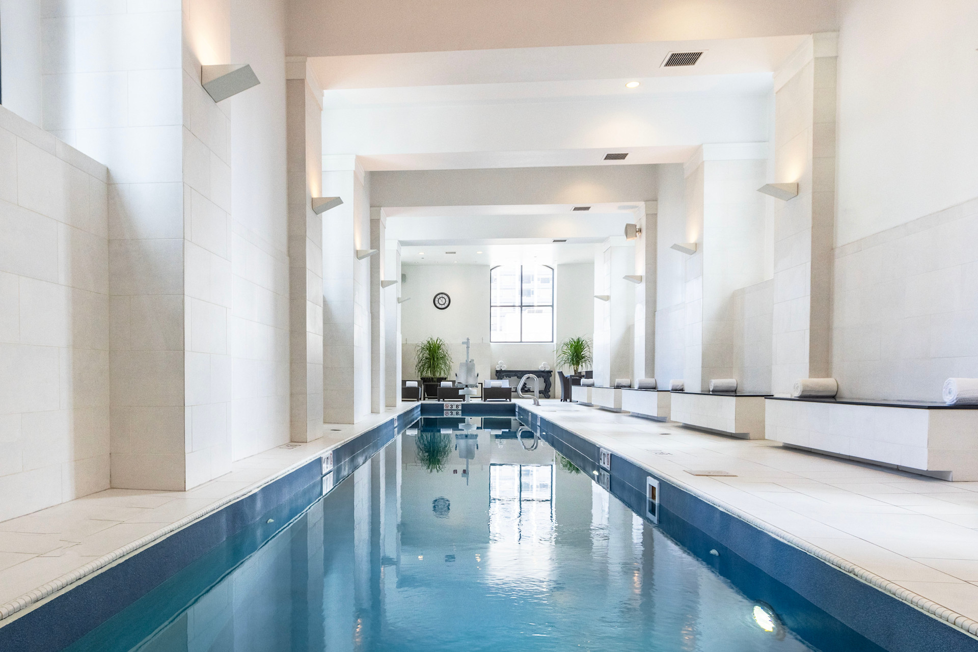 radisson blu chicago spa