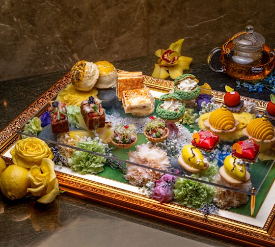 C Lounge - The Conrad Manila