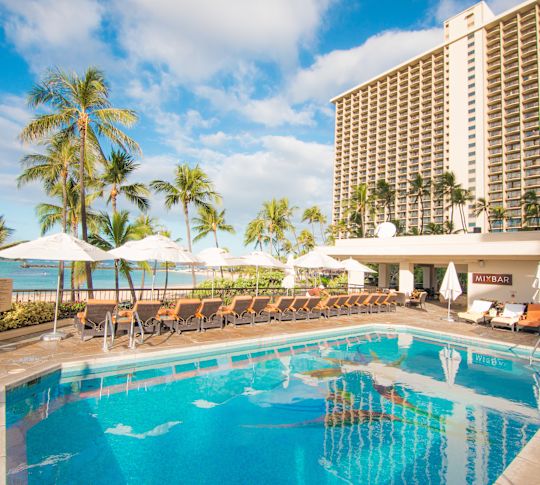 Pools | Hilton Hawaiian Village