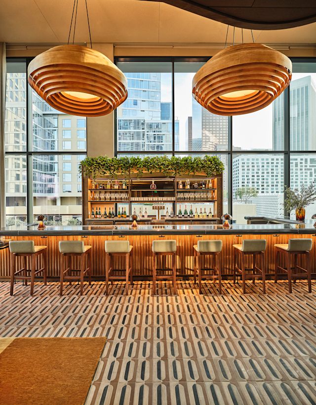 Dining & Drinks | Conrad Los Angeles