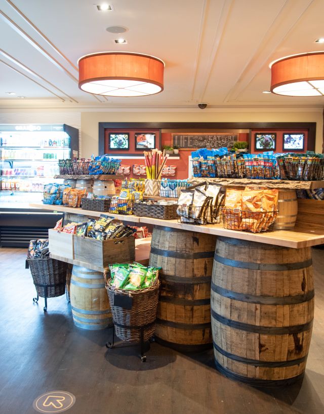 Palmer House, a Hilton Hotel | Dining & Drinks