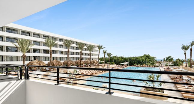 The Rif at Mangrove Beach Corendon Curacao All-Inclusive, Curio by Hilton