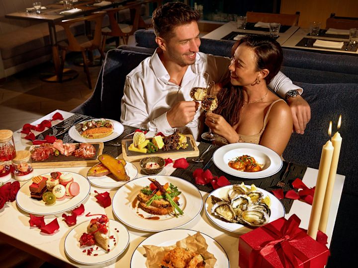 Estate Buffet Restaurant | Hilton Singapore Orchard