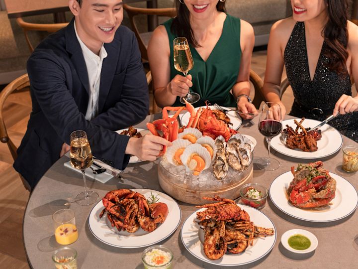 Estate Buffet Restaurant | Hilton Singapore Orchard