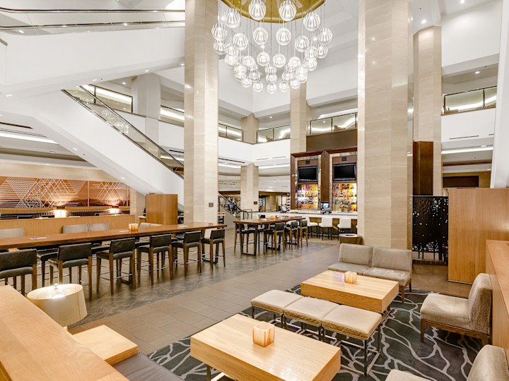 Dining & Drinks | Hilton Anaheim Hotel