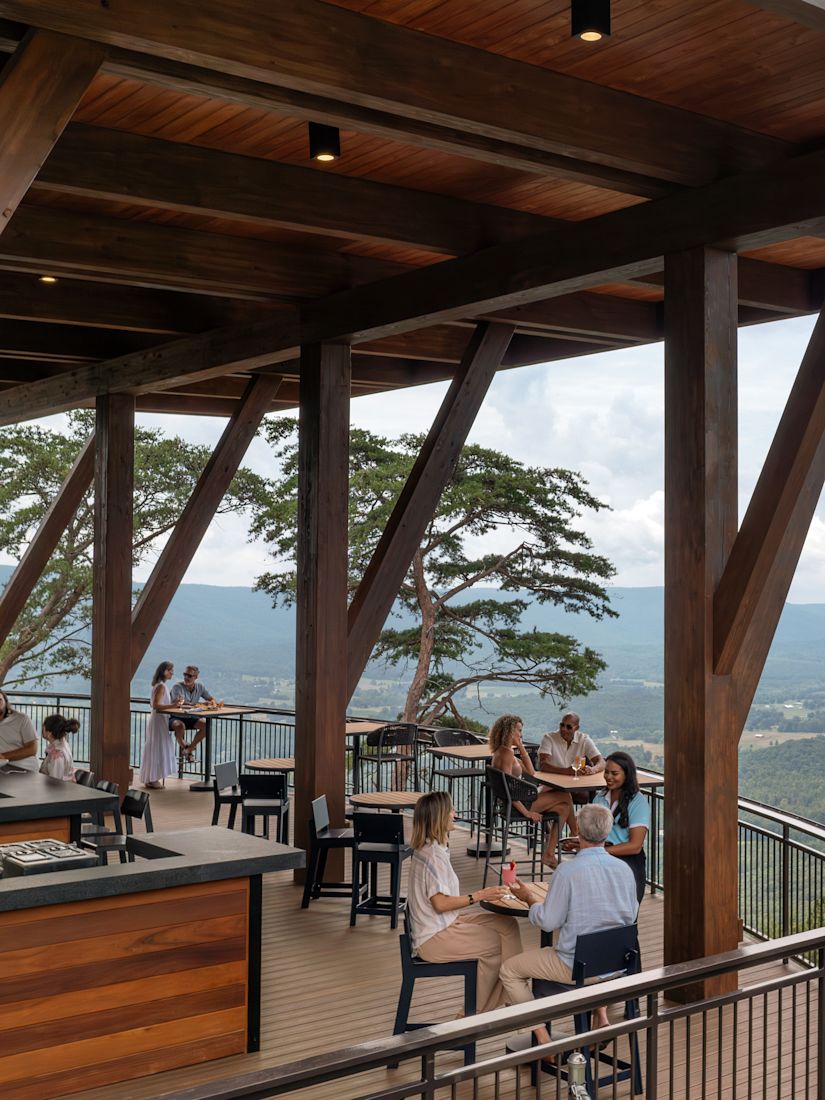 Dining & Drinks | Cloudland at McLemore Resort Lookout Mountain, Curio ...