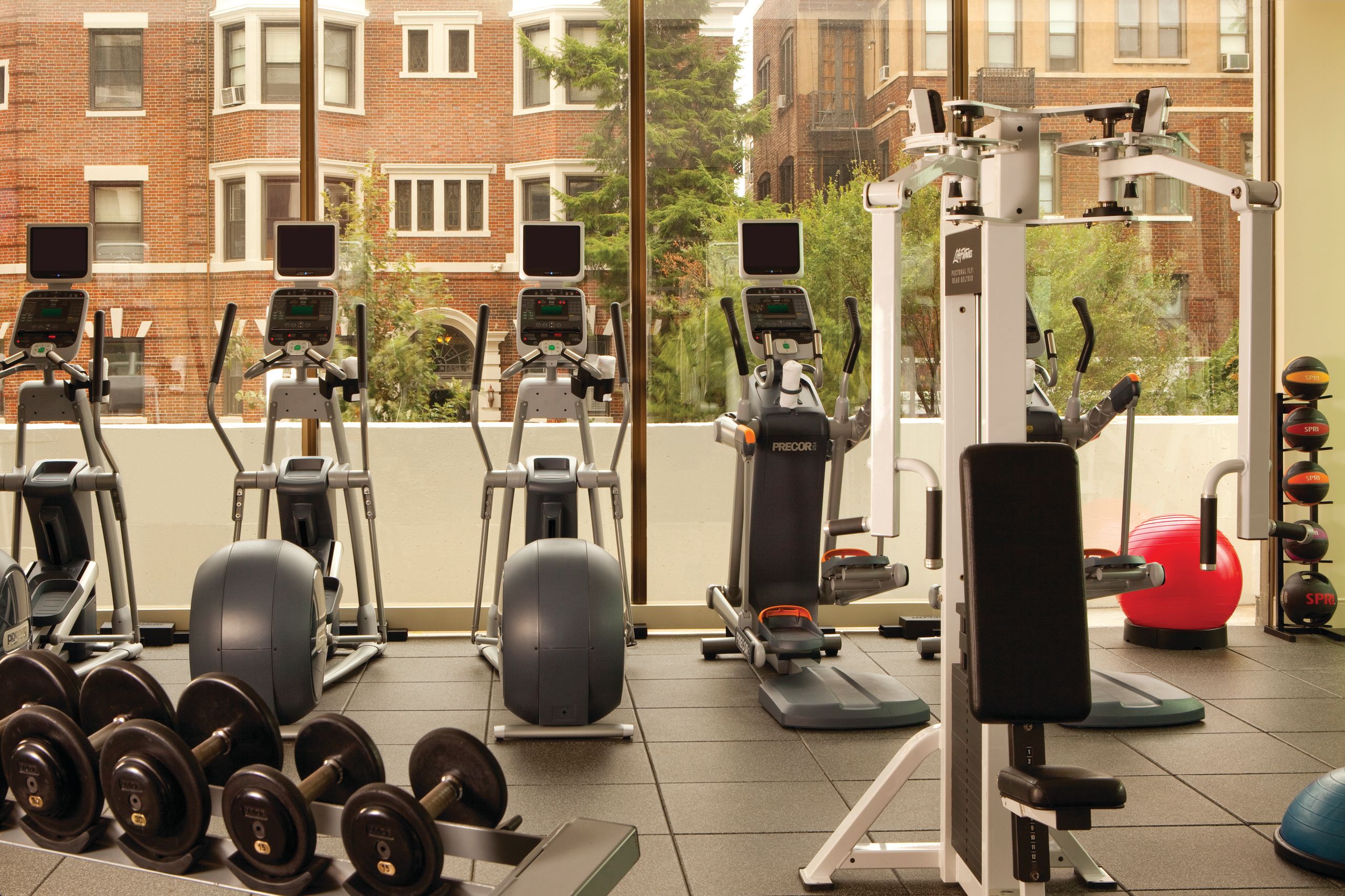 Health Club | Washington HIlton